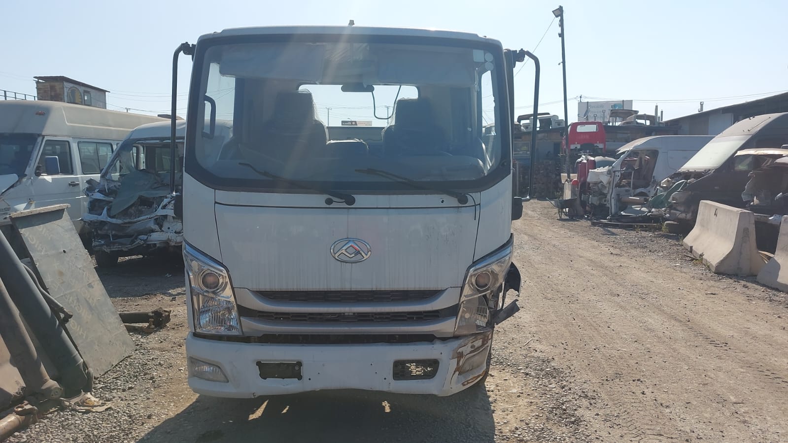 Desarmaduría San Pablo - MAXUS C35 , En desarme.