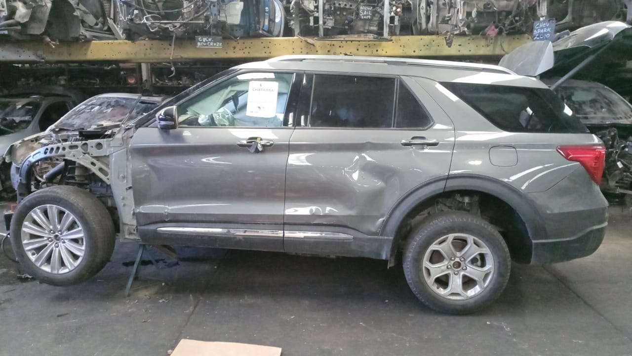 Desarmaduría San Pablo - FORD EXPLORER , En desarme.