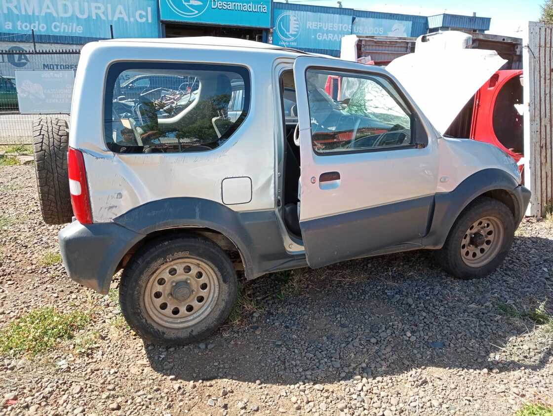 Desarmaduría San Pablo - SUZUKI JIMNY , En desarme.