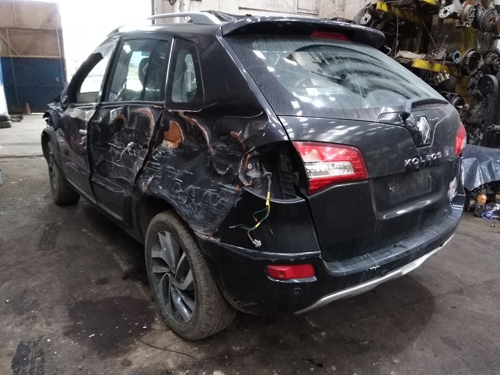 Desarmaduría San Pablo - RENAULT KOLEOS , En desarme.